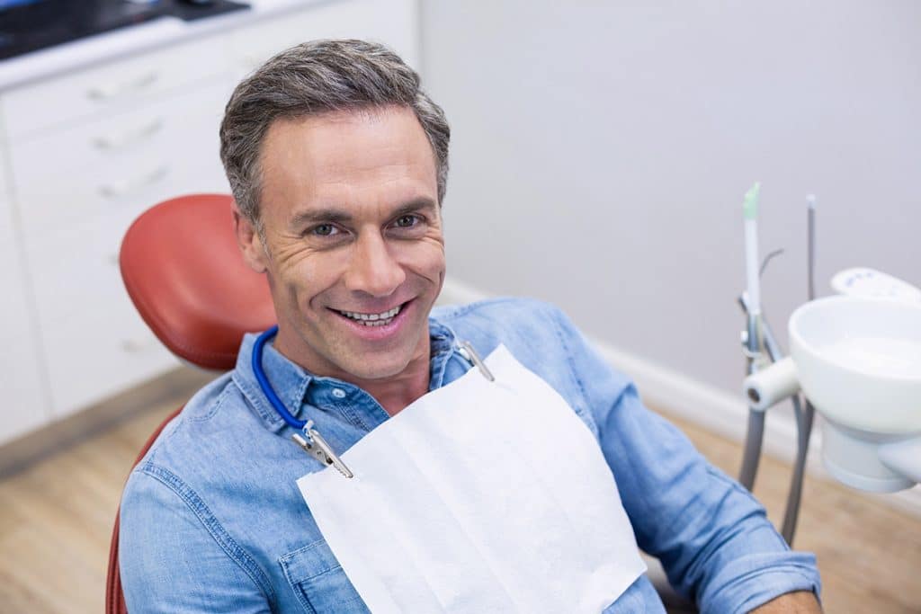How Does Internal Bleaching Work? | Eagle Endodontics