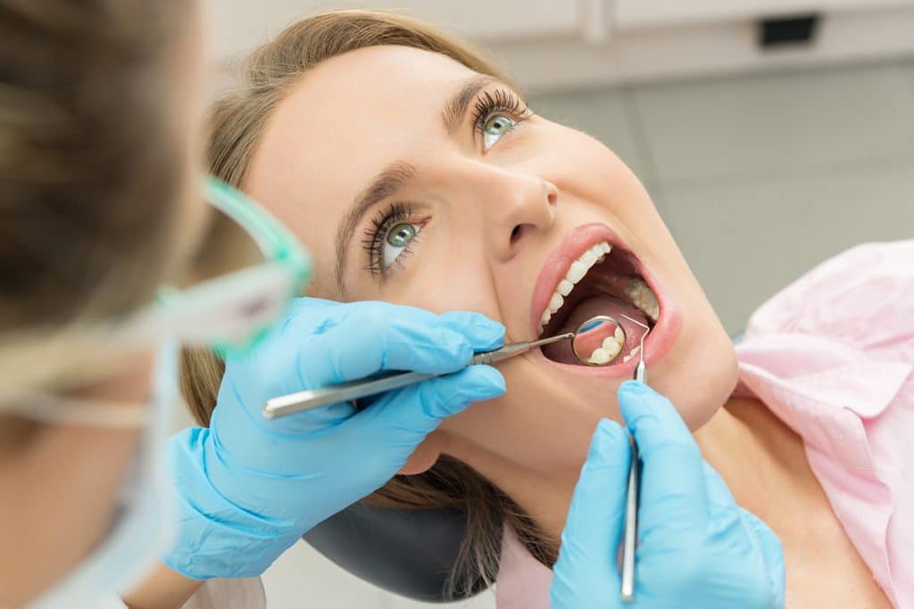 Endodontics vs. General Dentistry: Understanding the Difference - Eagle ...